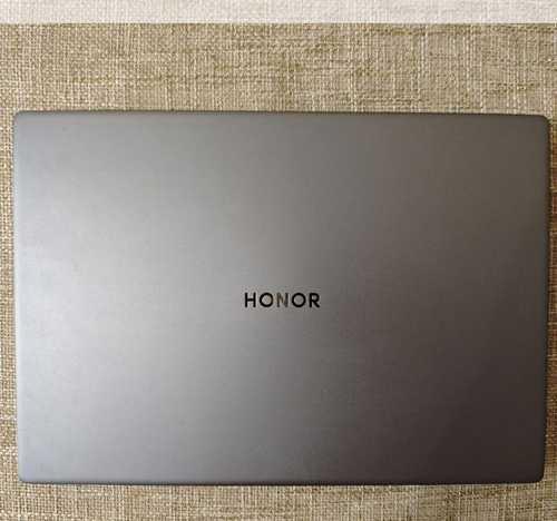 Honor magicbook x16