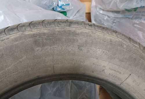 Michelin Latitude Tour HP 225/65 R17