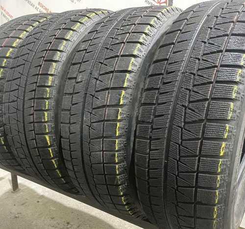 Bridgestone Blizzak Revo GZ 215/60 R16 91M