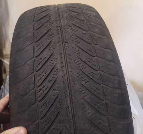 Goodyear UltraGrip 8 Performance 245/45 R19 102