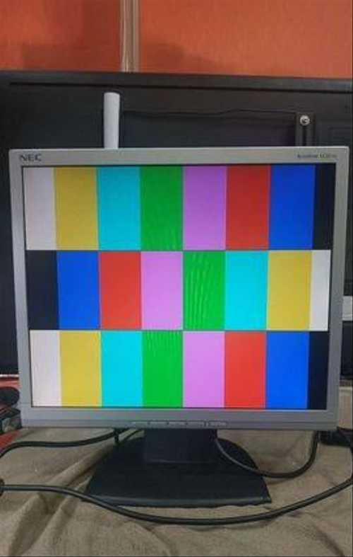 Продам монитор NEC lcd73v