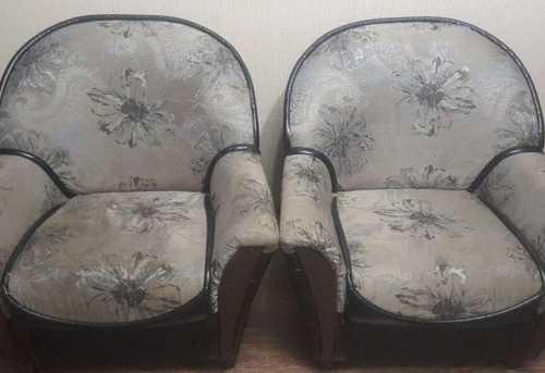 Мебель бу цена за оба кресла