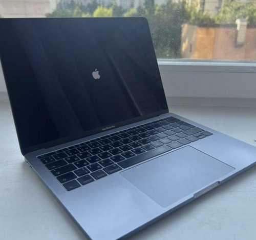 Apple macbook pro 13 2017