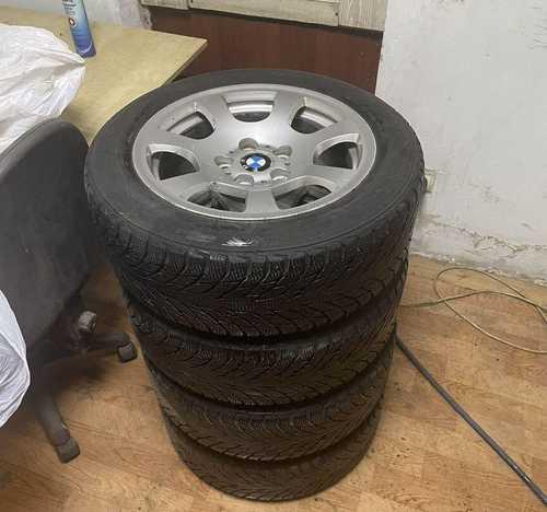 Колеса зимние 205/55 r16 Hakkapeliitta R2 BMW