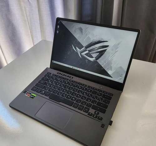 Игровой ноутбук Asus ROG Zephyrus G14