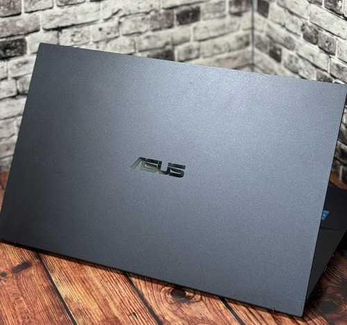 Asus ExpertBook B9