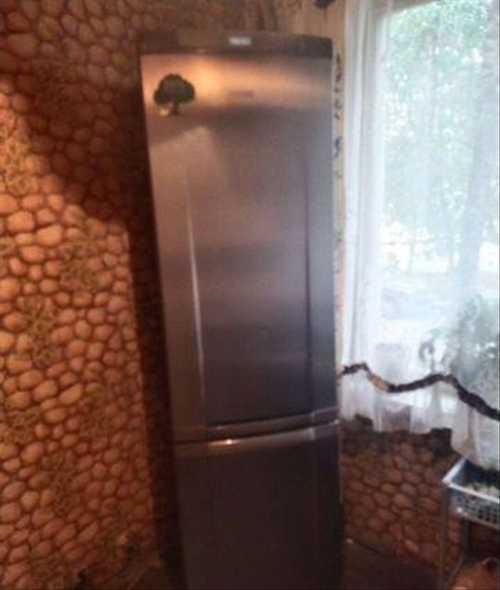 Холодильник Электролюкс 2 кам