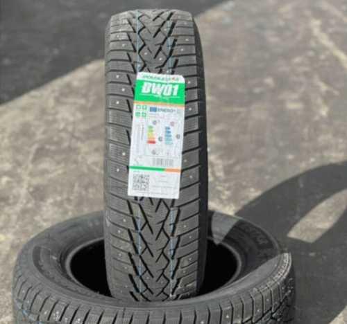 Doublestar DW01 225/60 R17 125T