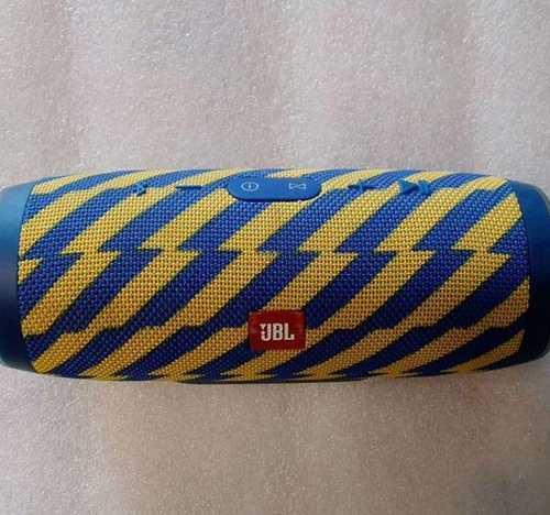 Колонка jbl charge 3