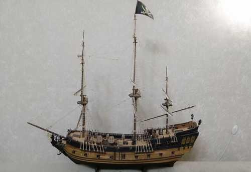 Модель корабля "Черная жемчужина"