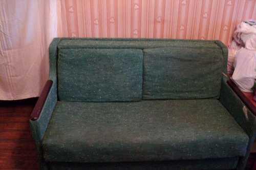 Продаю диван раскладывающийся