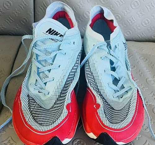 Кроссовки nike zoomx