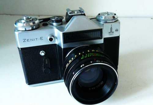 Zenit-E фотоаппарат. Олимпиада 80. Helios 44-2