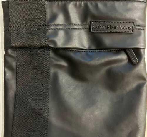 Сумка мессенджер Calvin Klein