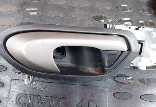 Внутренняя ручка задней правой двери Honda Civic 8