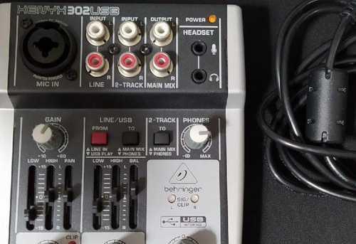 Микшерный пульт Behringer xenyx 302USB