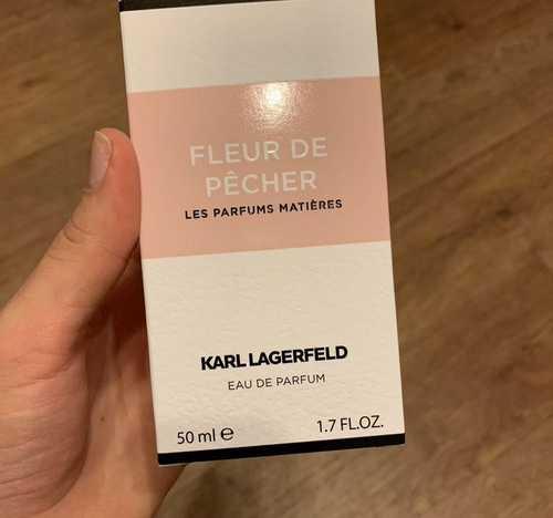 Karl lagerfeld Fleur de pecher