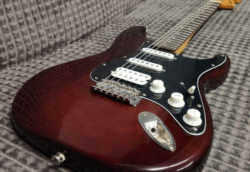 Электрогитара Fender Squier + аксессуары