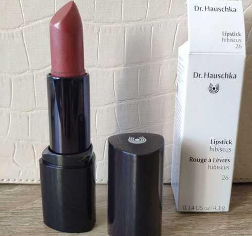 Dr.Hauschka помада для губ 26 Hibiscus новая