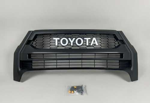 Решетка радиатора Toyota Hilux Черная GR D2428