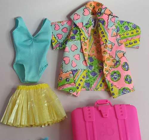 Одежда для Barbie Dream Vacation Fashions