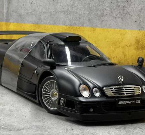 Модель mercedes clk gtr 1/18 maisto
