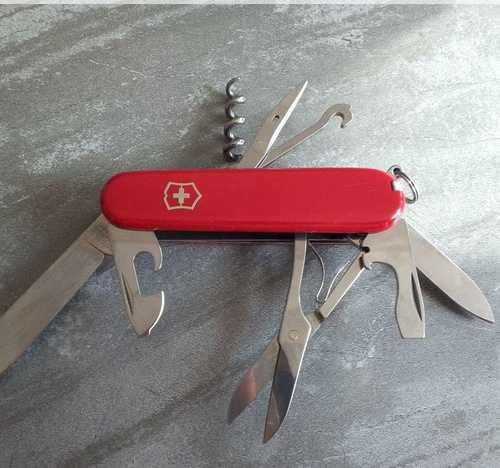 Нож Victorinox Huntsman