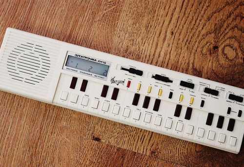 Синтезатор Электроника им-46 (Casio VL-1)