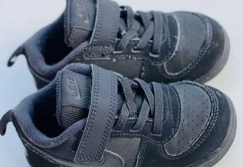 Детские кроссовки nike