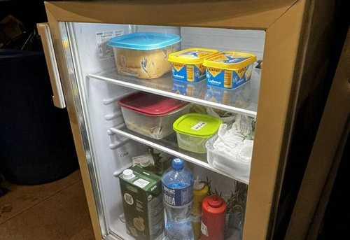 Холодильник барный стелянный бирюса