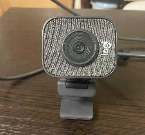 Веб-камера logitech streamcam