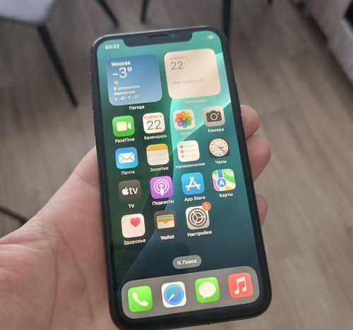 iPhone Xs, 64 ГБ