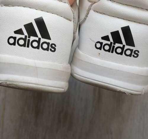 Кроссовки детские adidas