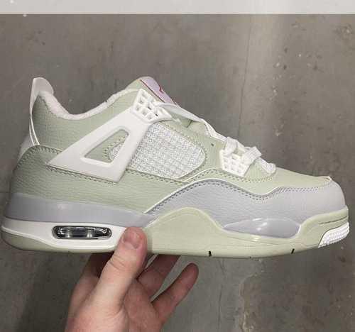 Кроссовки зимние Nike Air Jordan 4 (37-45 размеры)