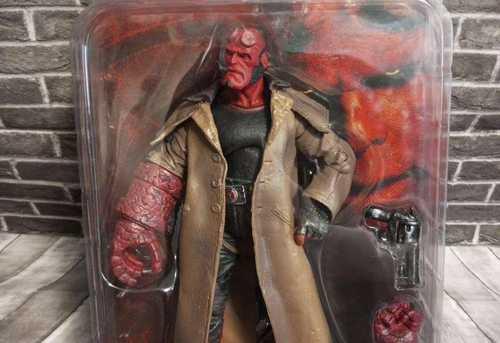 Hellboy mezco