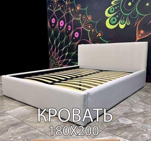 Кровать с Матрасом 180х200