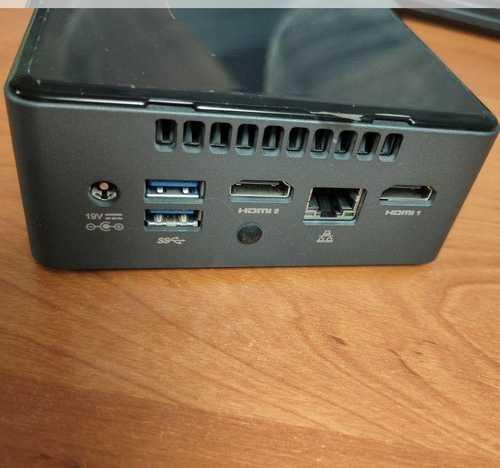 Intel NUC