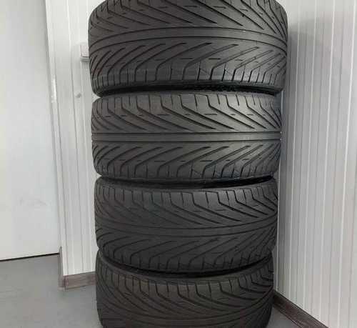 Triangle TR968 255/35 R20