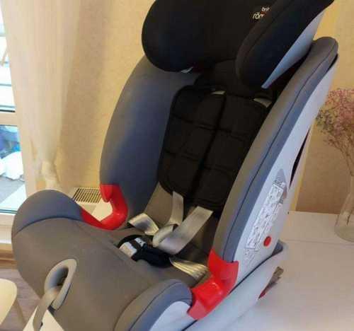 Автокресло 1/2/3 Britax Roemer advansafix ll sict