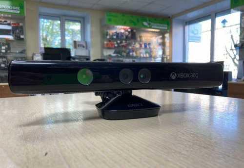 Сенсор движений Kinect для Xbox 360