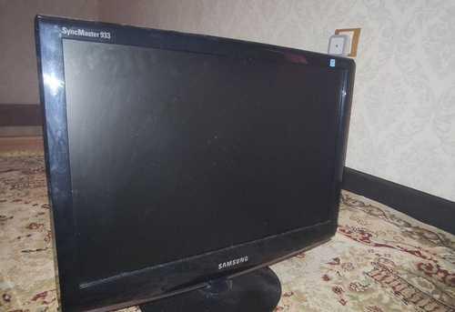 Монитор Samsung 19" 933NW