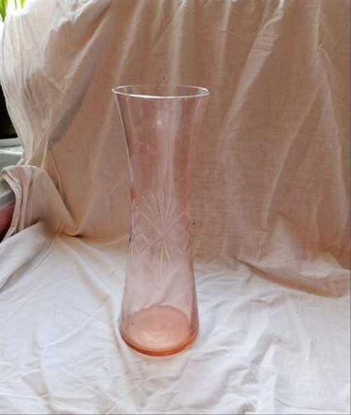 Хрустальная ваза тонкого стекла
