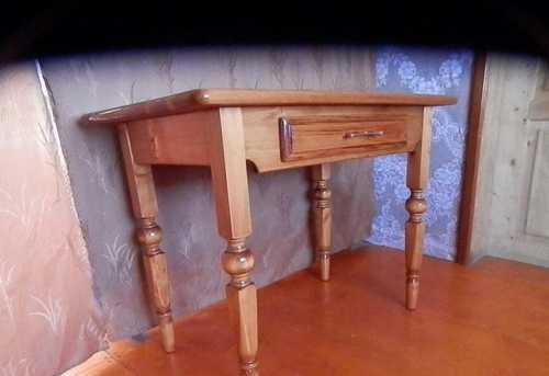 Кухонный набор (стол+ табуретки) из массива дерева