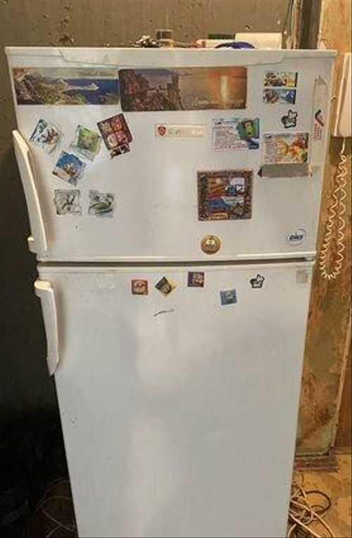 Холодильник бу Swizer