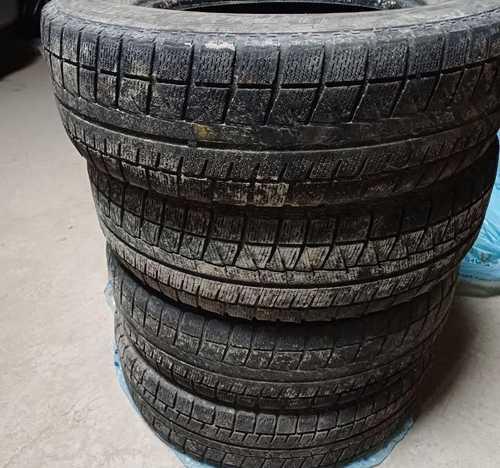 Bridgestone Blizzak Revo GZ 205/70 R15 S