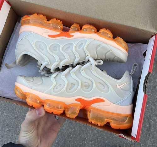 Nike Air Vapormax Plus "Creamsicle" оригинал