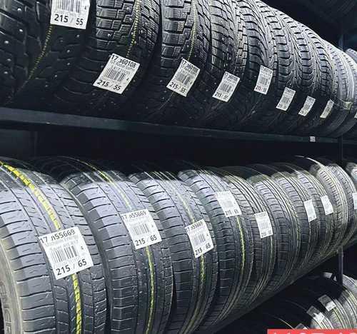 Bridgestone Blizzak LM-80 215/65 R16 98R