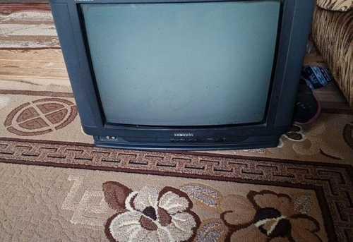 Телевизор Самсунг старый на запчасти