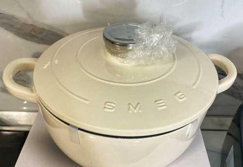 Кастрюля smeg