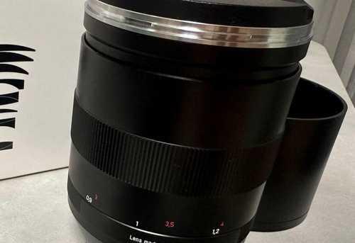 Carl Zeiss 135mm F/2 Apo Sonnar T ZE Canon EF